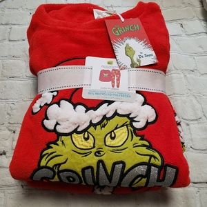 The Grinch | Intimates & Sleepwear | The Grinch Christmas Pajamas Red ...